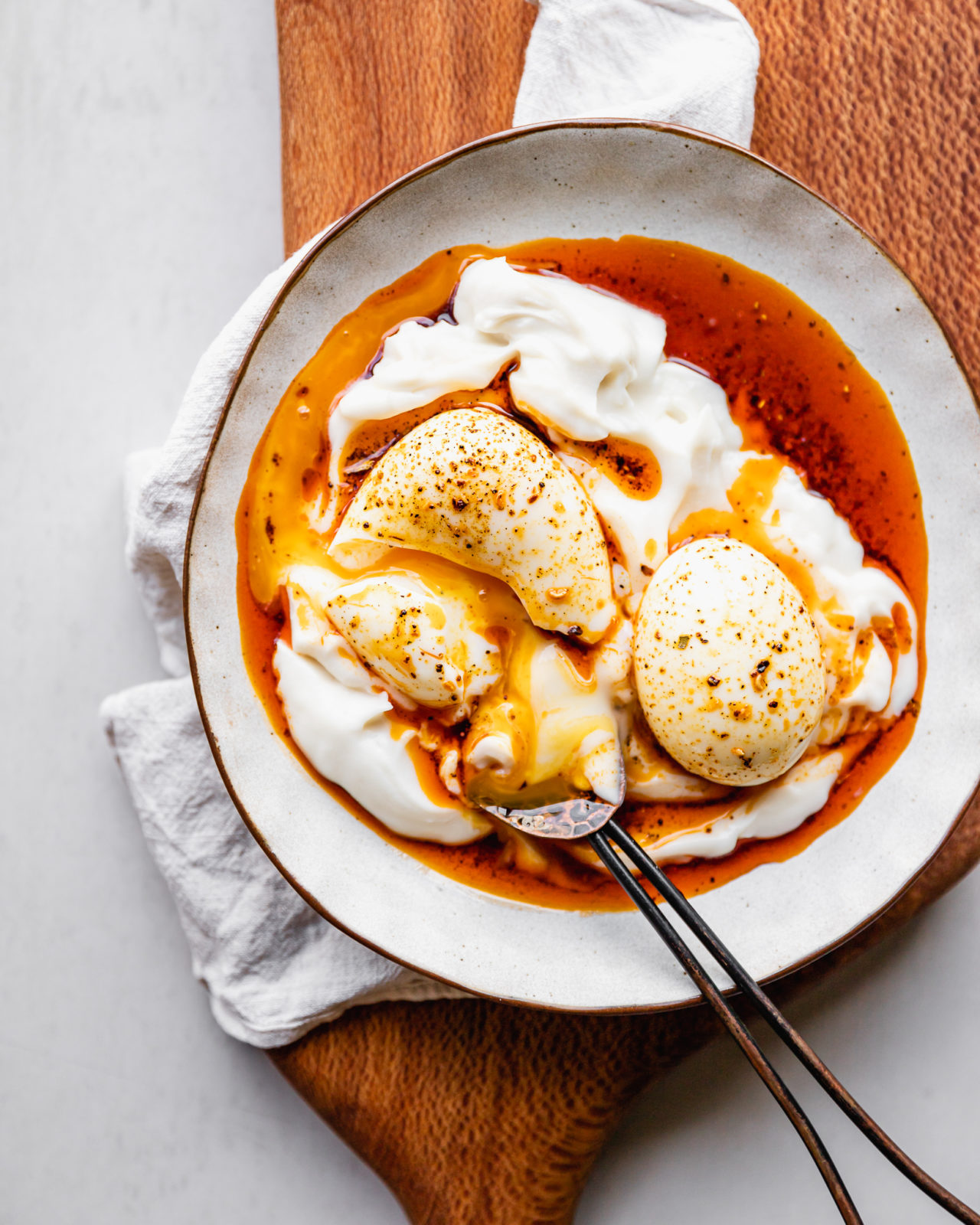 SOFT-BOILED EGGS ON LABNEH & COCAVO CHILLI OIL - Cocavo